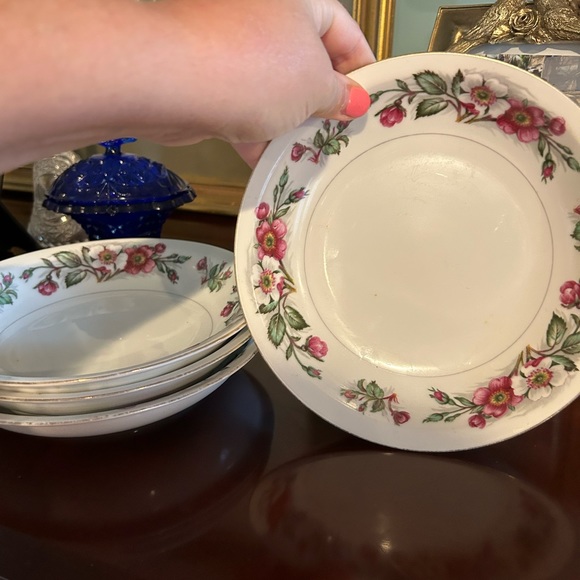 Vintage | Dining | Vintage Montana Rose Monarch Rim Soup Bowls Cottage ...